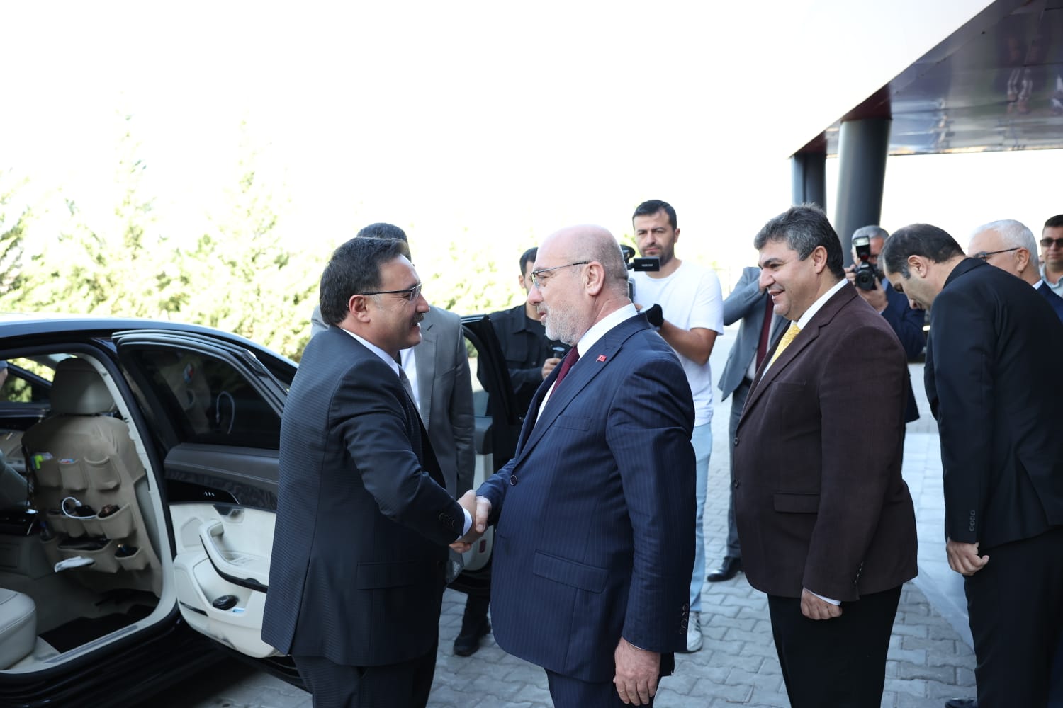 1. ULUSLARARASI İNSAN KAYNAKLARI YÖNETİMİ KONGRESİ ve İKGEÇ 4 İNSAN KA