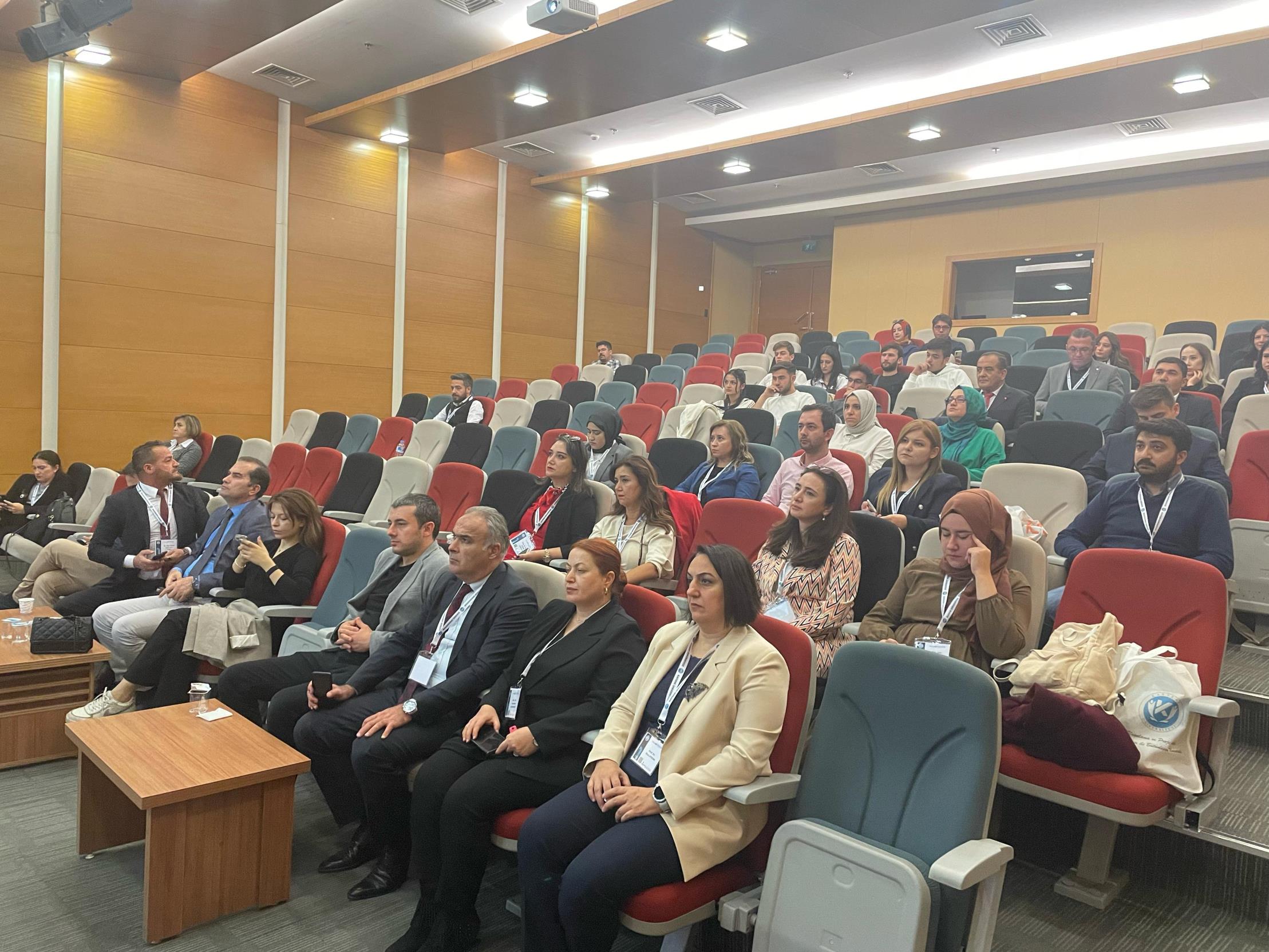 1. ULUSLARARASI İNSAN KAYNAKLARI YÖNETİMİ KONGRESİ ve İKGEÇ 4 İNSAN KA